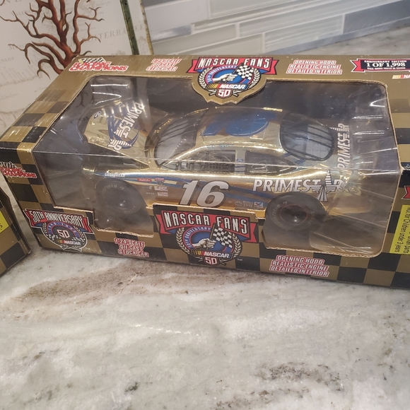 Nascar | Toys | 2 Nascar Fans Die Cast Cars 6 And 21 Full Scale Race ...